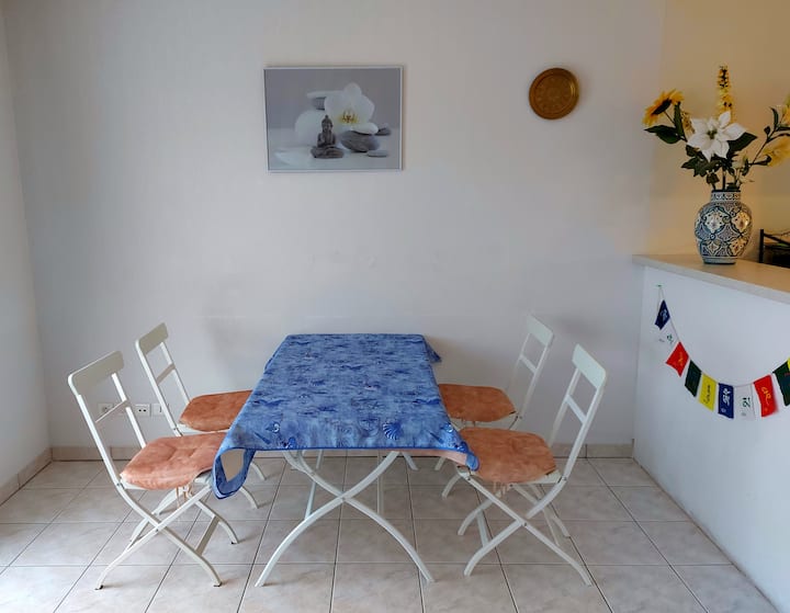 T2 Classé 3*, 48m2 Avec Clim, Plage Et Port à 500m - Carqueiranne