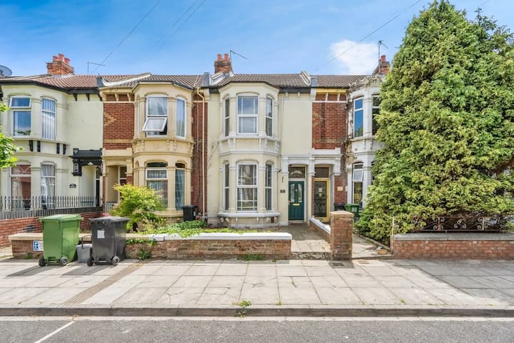 Large Modern 3-bed Victorian House In Portsmouth - Portsmouth