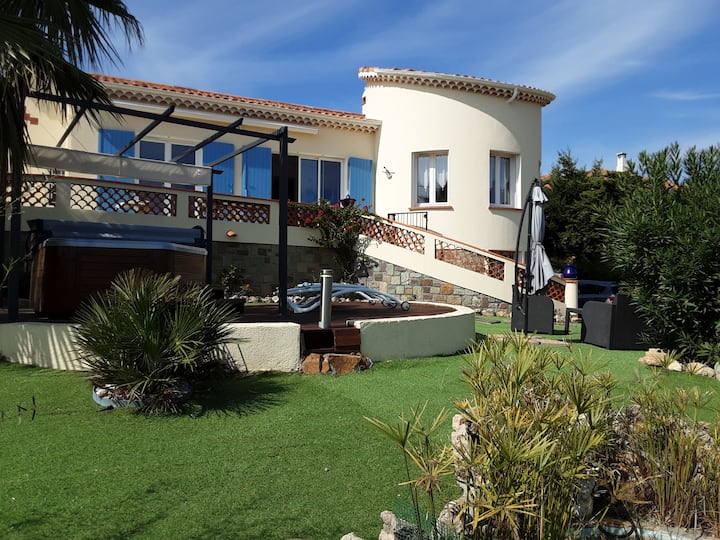 Superbe Villa Avec Vue Sur  La Mer - Fréjus