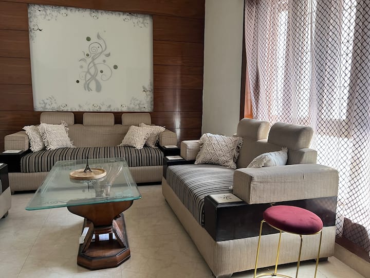 Whole House 8 Rooms 6  Baths - Lucknow