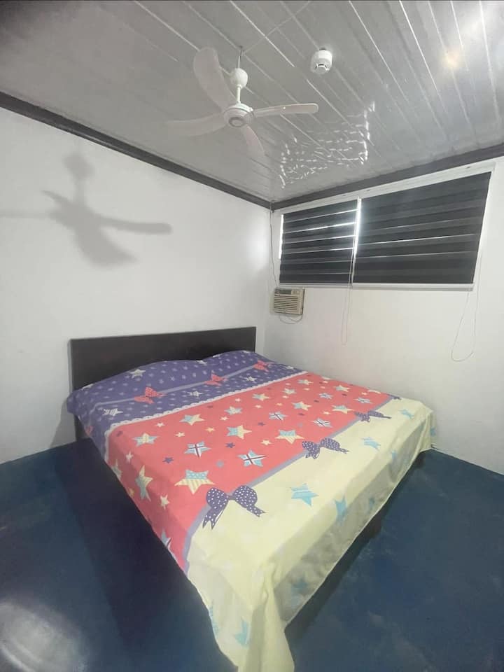 Deluxe Room Private Withtoilet Good For 4 People - San Jose de Buenavista