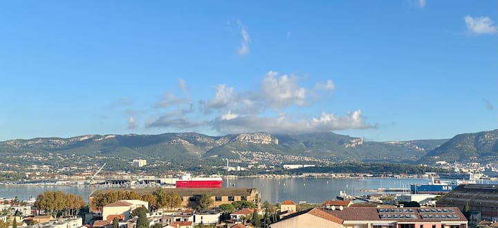 Havre De Paix Moderne Avec Une Vue Splendide - La Seyne-sur-Mer