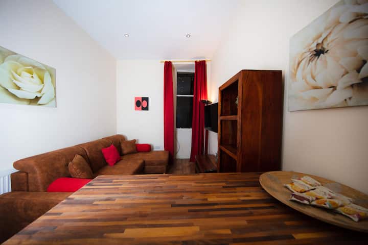 Central Cosy 3bdroom/ 4bd Apartment - Edinburgh