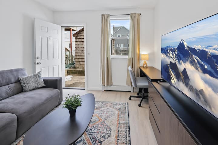 Harrison 3 Bed Fenced Yard, Laundry, 15 Min To Ewr - Harrison, NJ