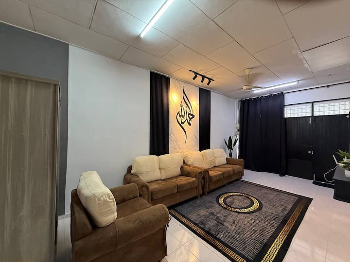 Homestay Bunga Padi Perlis (Bandar Diraja Arau) - Arau