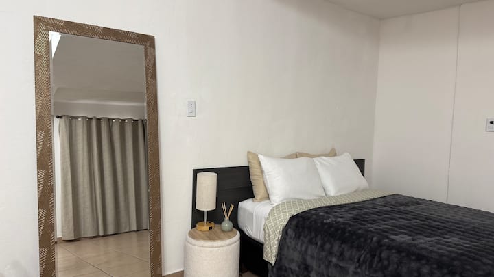 Habitación Al Sur, Cerca Del Parque Industrial. - Hermosillo