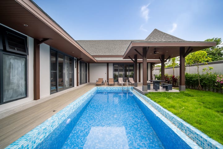 #97| Four-bedrooms Luxury Villa | Private Pool | - Phuket