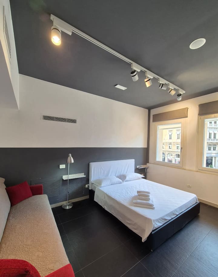 Camera Queen Savoia Rooms - Padua