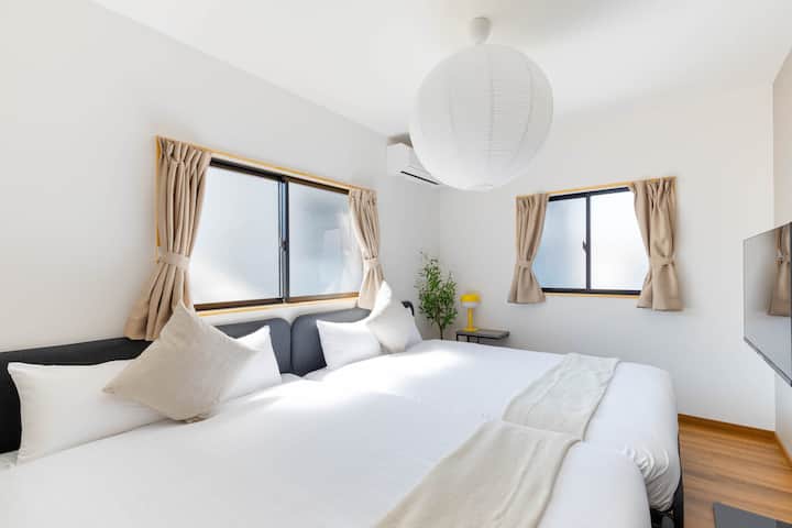Near Tsutenkaku Tower｜41㎡・sleeps 7｜7 Min To Subway - Osaka