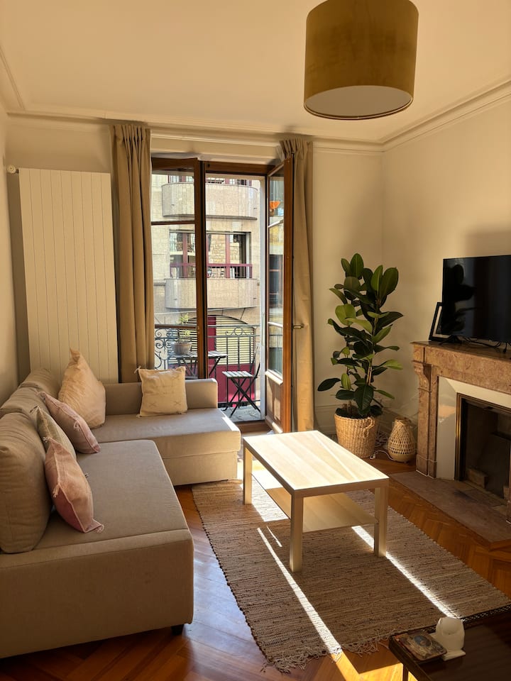 Amazing Location Beside The Lake! - Genève