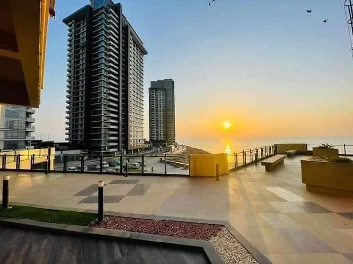 Luxury Designer Penthouse With Panoramic Sea Views - 