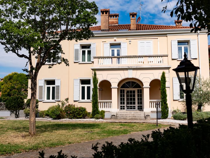 La Finestra Sul Corso, Gorizia - Gorizia