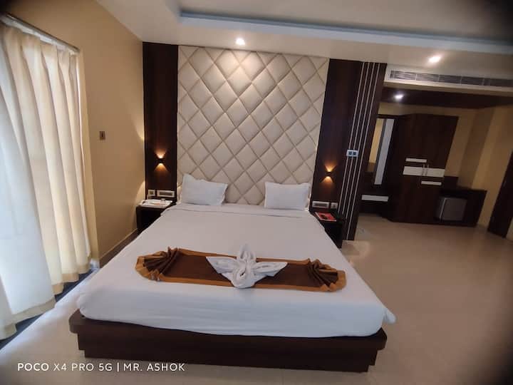 The Royal Sea A 4* Category Hotel - Digha