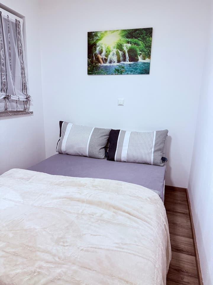 Zentrumsnahe Wohnung Mit Balkon | Self-checkin - Augsbourg
