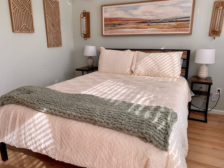 Studio 11 In The Heart Of Old Colorado City - Colorado Springs, CO