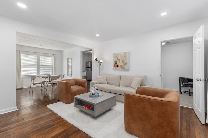 New! Modern Comfort In A Restored Columbus Gem! - Columbus