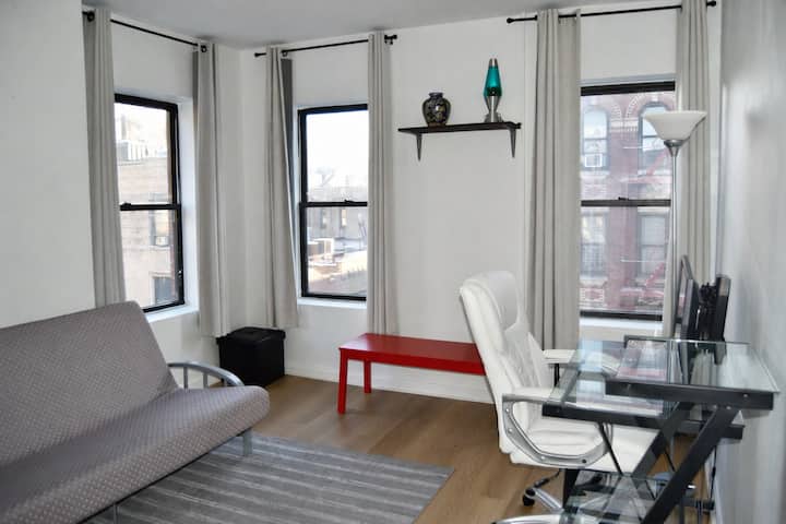 Sun-filled 1br On L.e.s.’s Best Orchrard St. - New York