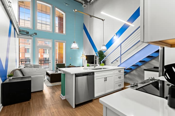 Cozy Loft | Walkable Location - Sleeps 10 - Atlanta, GA