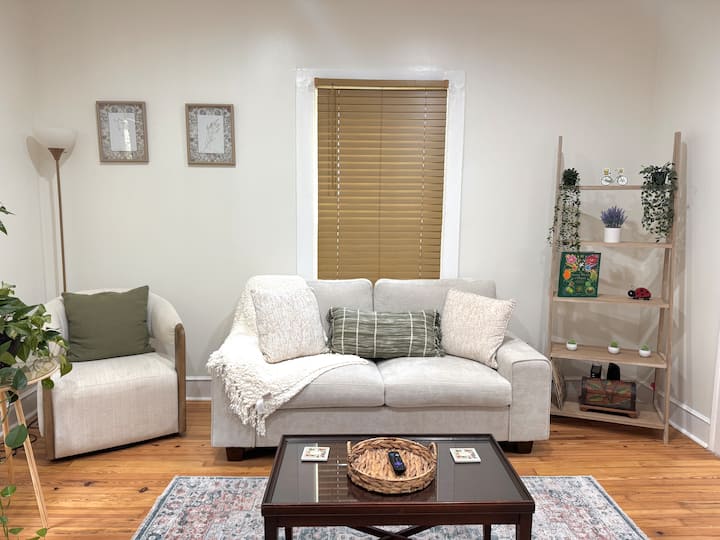 Cozy Home Near Elon And Downtown Burlington - Burlington, NC