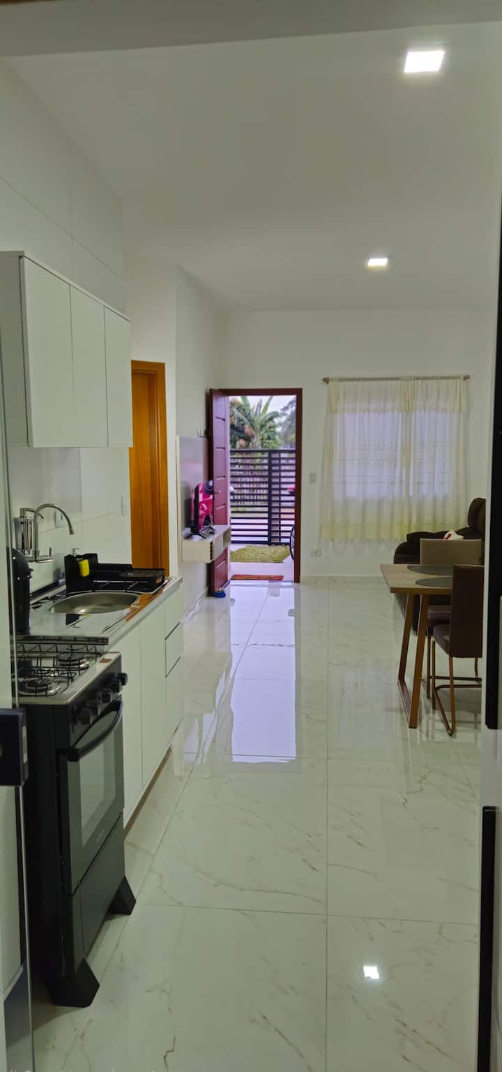Casa Em Matinhos Com Ar-condicionado+churrasqueira - Matinhos