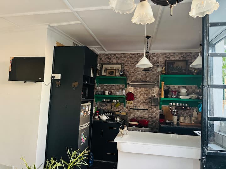 Amani Hillside Guesthouse Built With Harmony! - Kenya