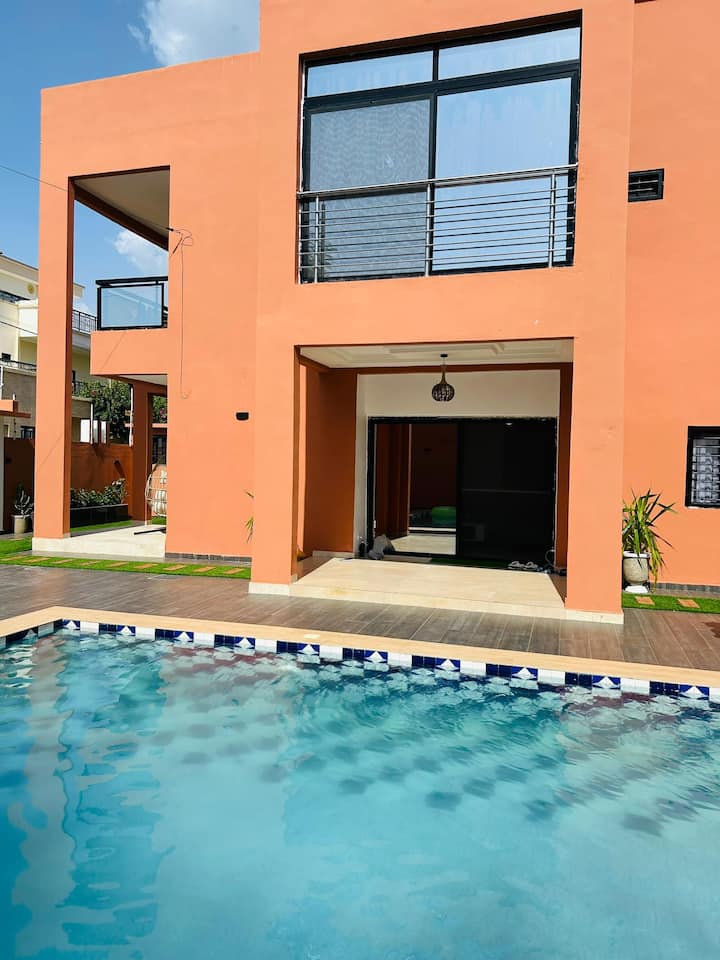 Villa Neuve Piscine Privée à 5mn De Movempick Saly - 세네갈