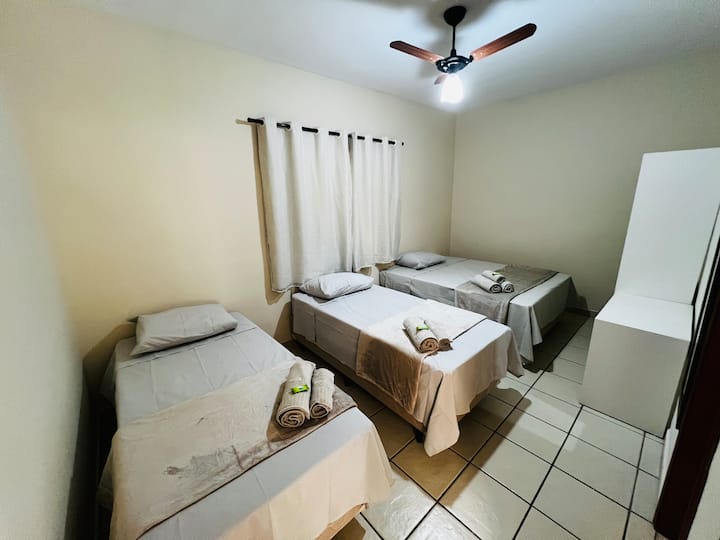 Casa P/ 10 Pessoas A 500m Da Basílica - Aparecida