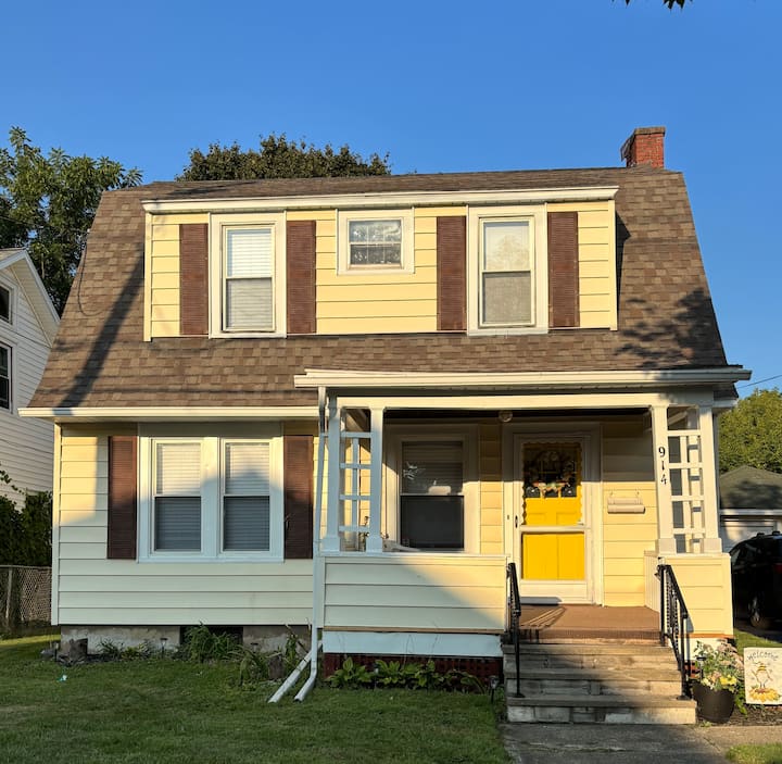 The Yellow Rose Of Elmira - Newtown Battlefield State Park, Elmira