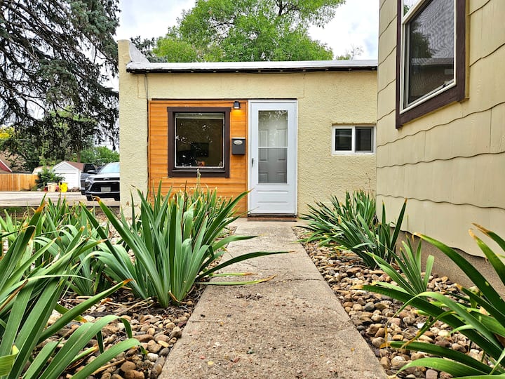 Casita | Near Main St. - Brighton, CO