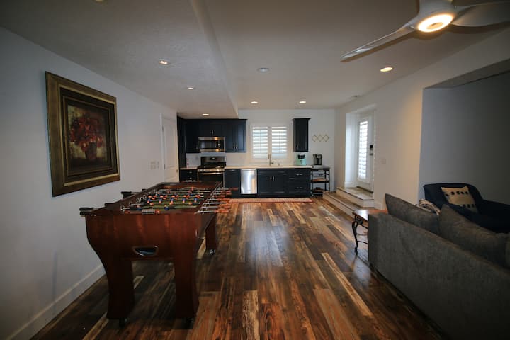 Daylight Basement Apartment In Great Neighborhood - South Jordan, UT