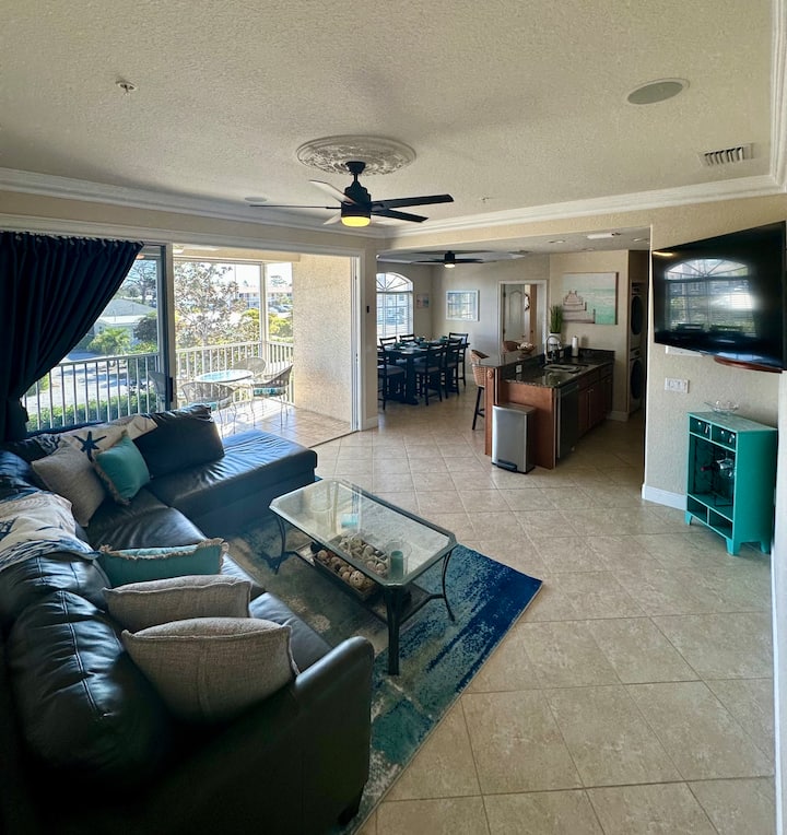 Venice Island Fl 2 Bed 2 Bath End Unit Near Beach - Venice, FL