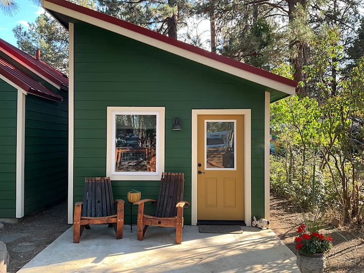 Cozy Little Studio Downtown Sisters - Sisters, OR