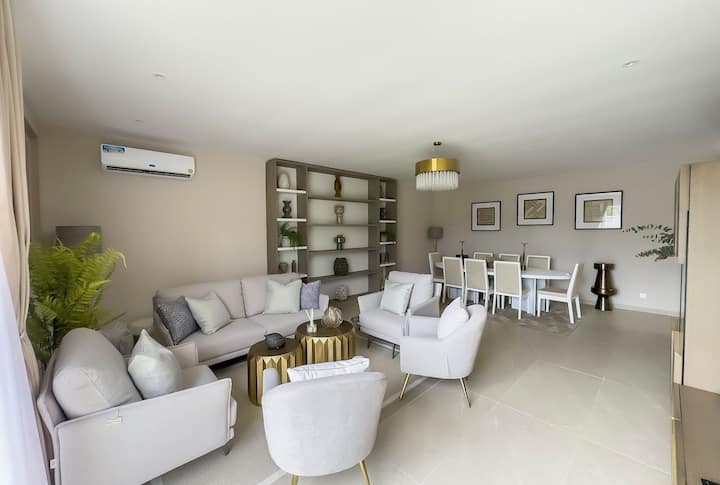 Séjour ÉLégant, Villa Spacieuse, Piscine Privée - Gabon