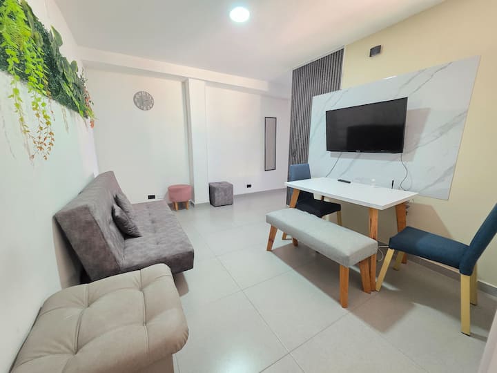 Apto Elegante Laureles Estadio - Medellín