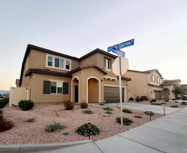 Golden Raven - Coachella, CA