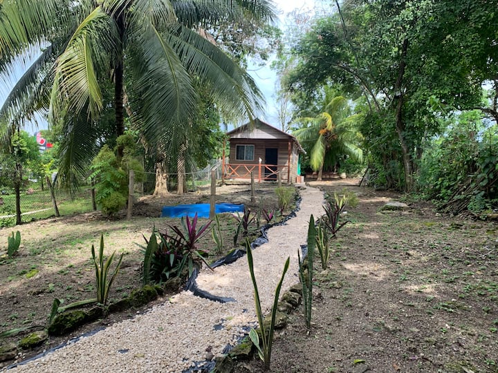 Cabaña Rústica, Sencilla Y Cómoda. - Bacalar