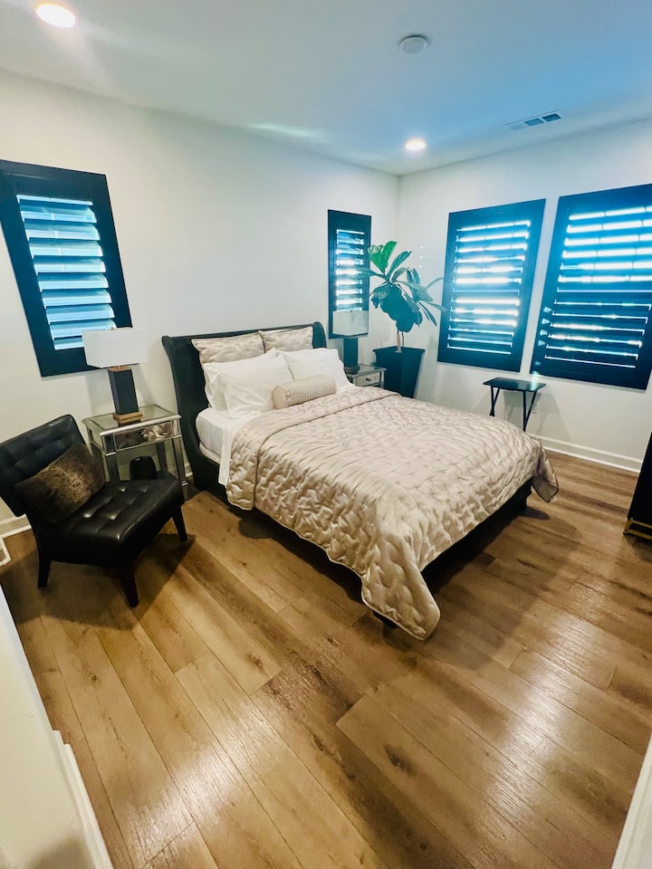 Modern Home - San Dimas, CA