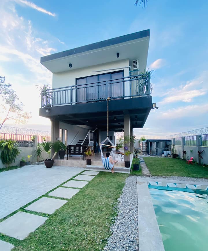 Rafa Esperanza Villa For 10pax With Pool - Bacolod