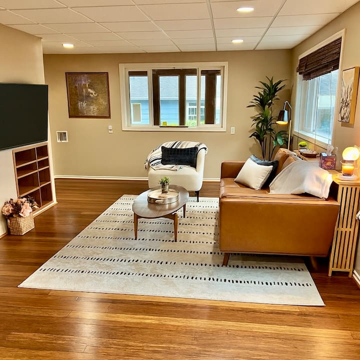 Private Guest Suite By Airport, Marina, & Downtown - Des Moines, WA