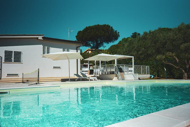 Piscina E Natura A Due Passi Da Roma E Dal Mare - Ardea