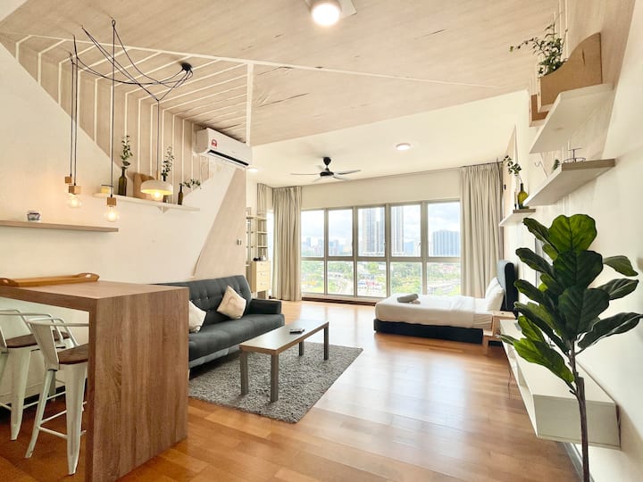 Monthly Offer Studio Furnished @Regalia Residence - Kuala Lumpur