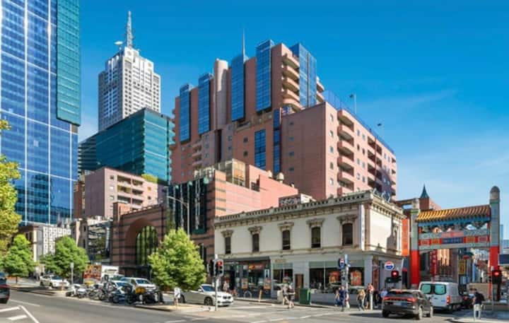 Luxe On Exhibition - Melbourne