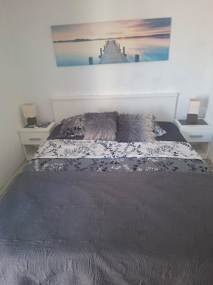 Apartman 2+2 S Terasom Blizu Plaze - Sukošan
