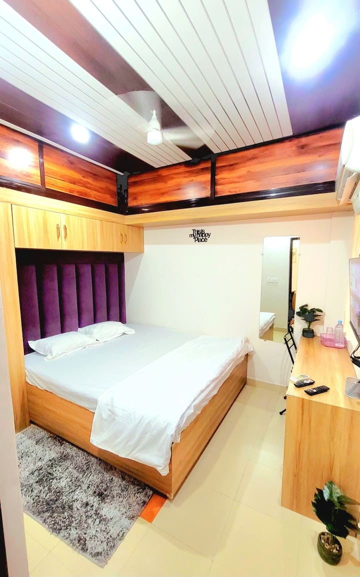 Happy Place .1 Bhk Couple Friendly - Lucknow