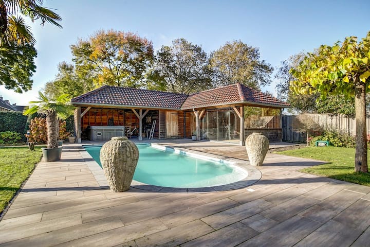 Verwarmd En Geïsoleerd Houten Huisje Te Huur! - Utrecht