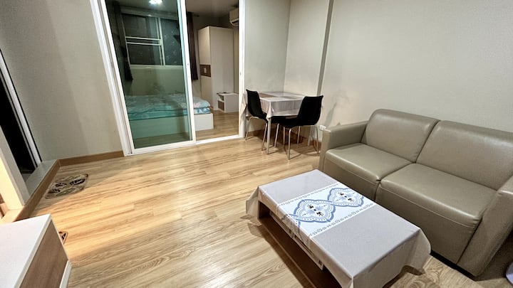 Peaceful Stay @ Mt – Cozy New Room - Khlong Luang District