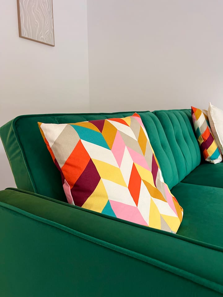 Up To 50% Off- Long-stay, 8 Beds, Free Parking - Folkestone