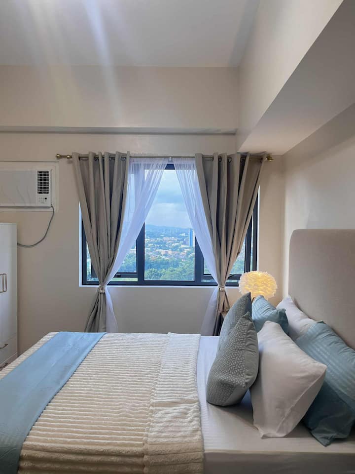 Near It Park. Free Access To Pool And Gym. - Cebu City