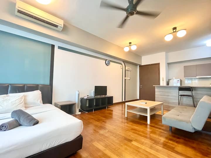 Monthly Offer Studio Furnished @Regalia Residence - Kuala Lumpur
