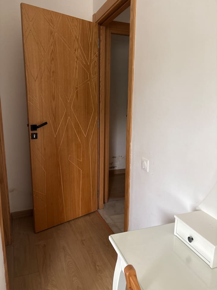 Aeroport Apartment Glourios - Bouskoura